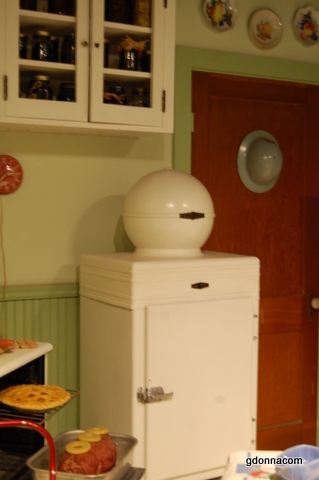 1940s WW2 House part One - Living Like the Past - gDonna's Generations ...